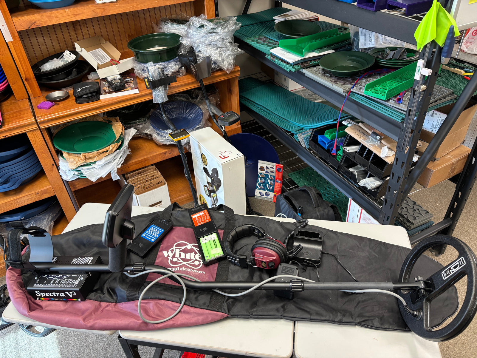 5-Piece Sifting Pan Set | Stackable Gold Prospecting Pans – High Plains ...