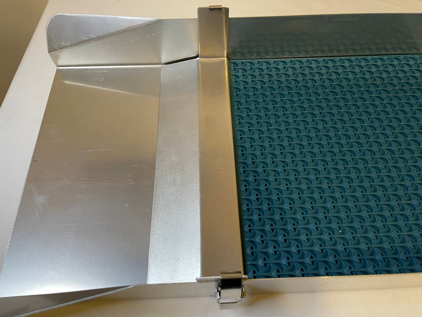 12" x 36" Power Sluice With Prospectors Dream Micro Mat Vortex Matting ...